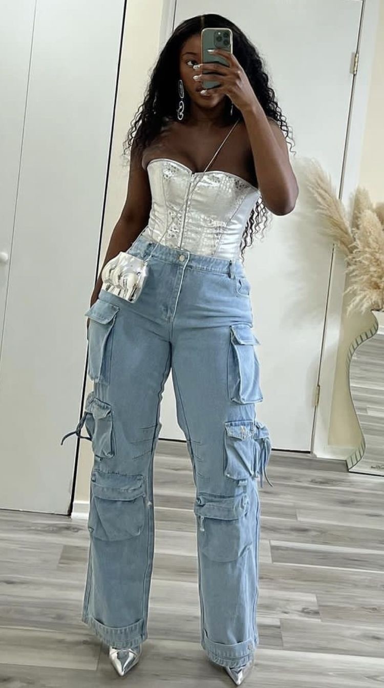 WHAT TO WEAR TO A CONCERT THIS SUMMER - HER MILLENNIAL CLOSET